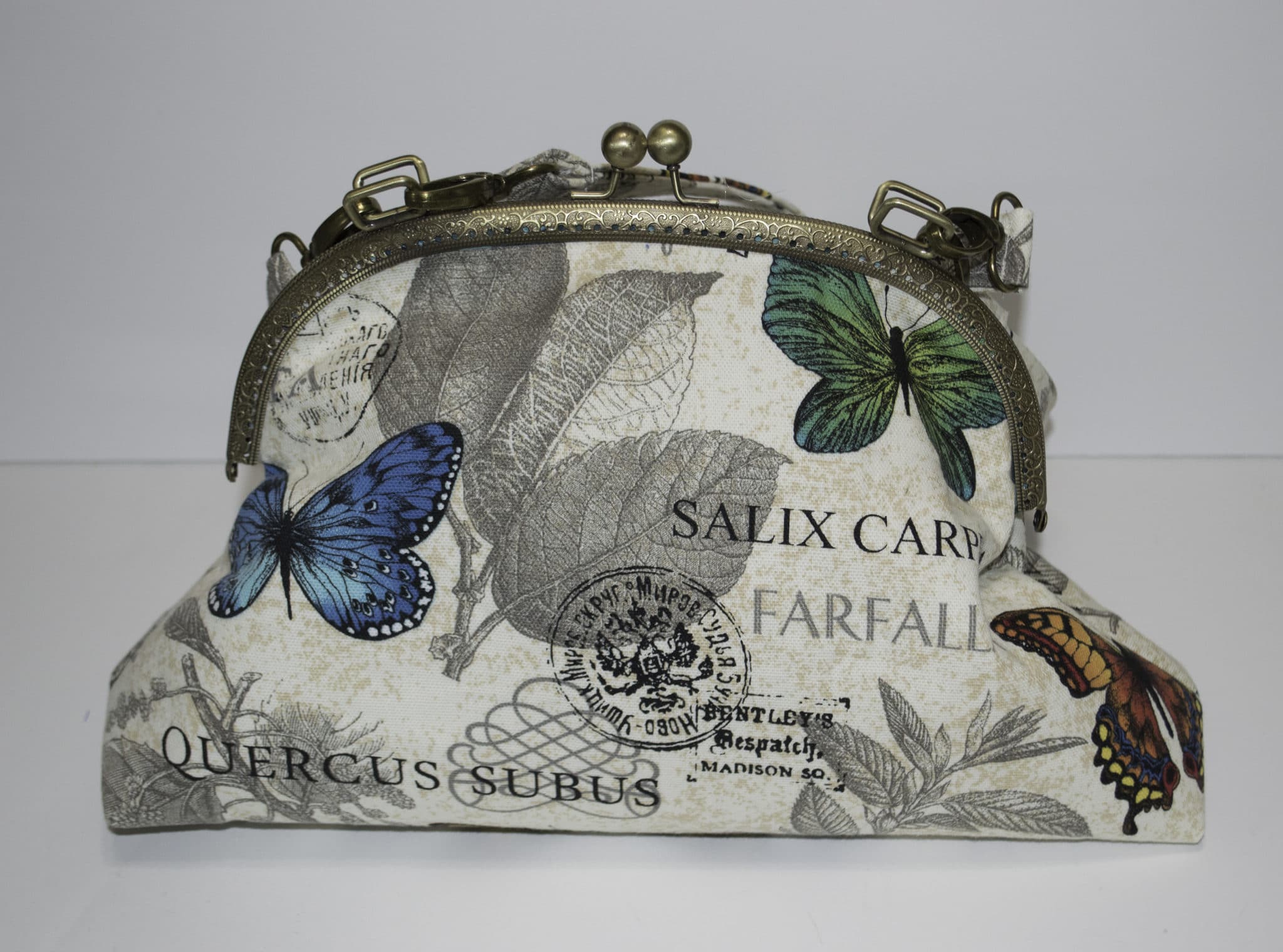 Butterfly Pocketbook Clutch - Sew Very Crafty