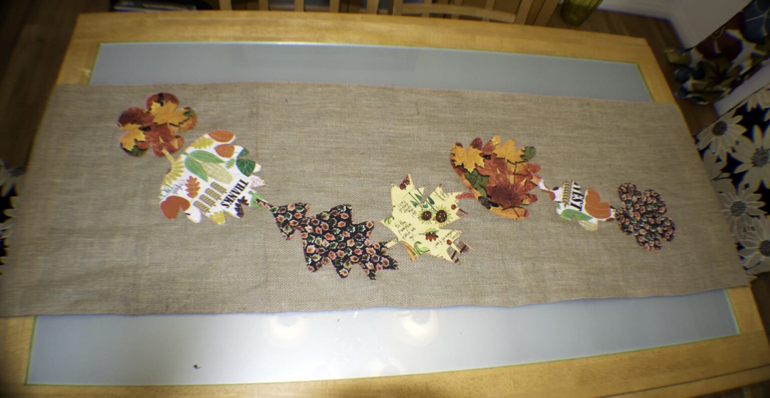 FALL APPLIQUE BURLAP TABLE RUNNER - Sew Very Crafty