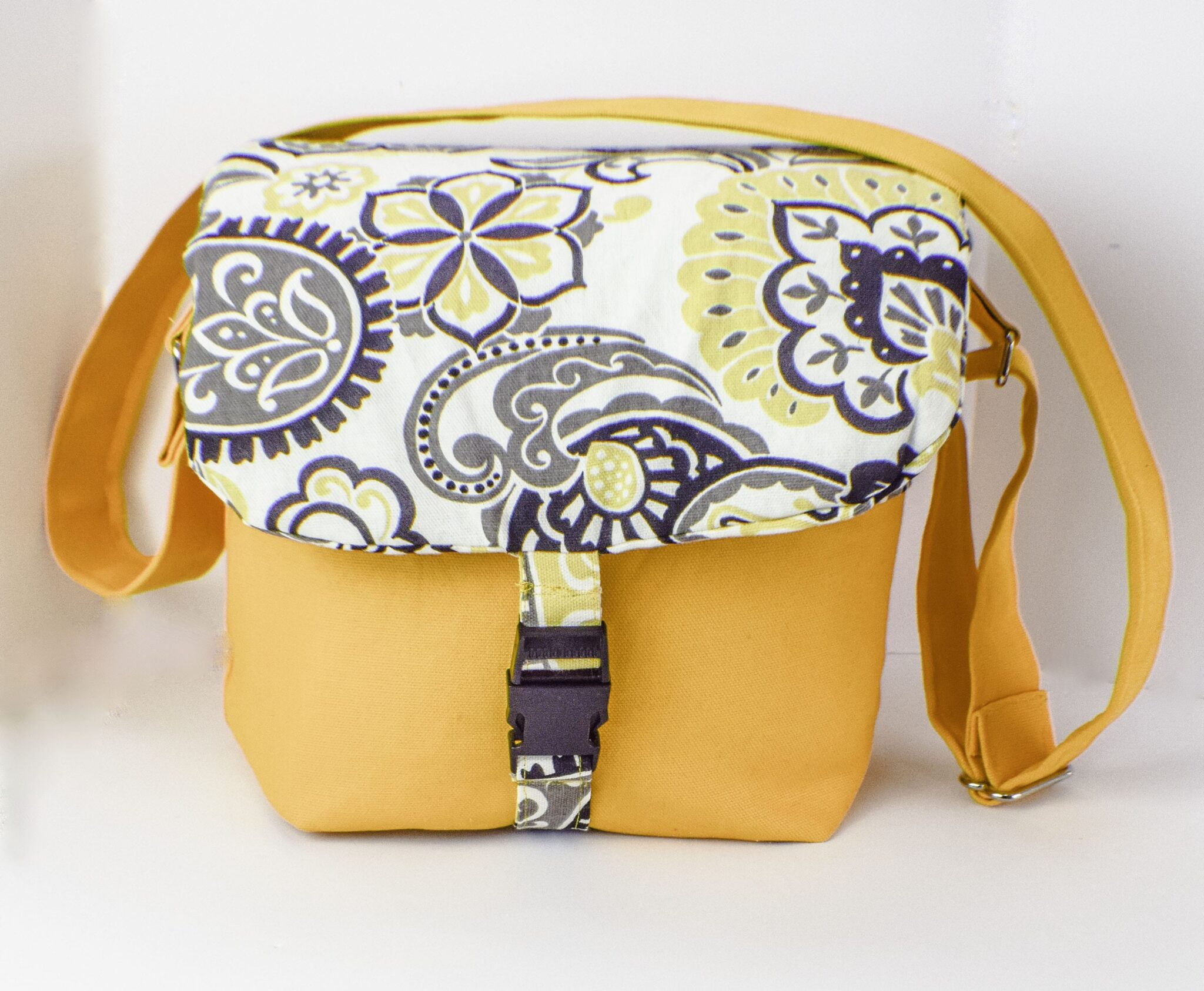 Make A Padded DSLR Camera Bag Make A Padded DSLR Camera Bag