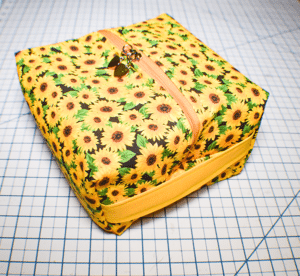 How to Make a Fabric Packing Cube - Sew Very Crafty